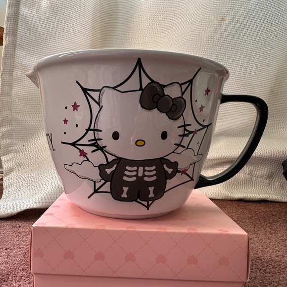 Sanrio | Kitchen | Hello Kitty Halloween Skeleton Ceramic Mixing Bowl ...